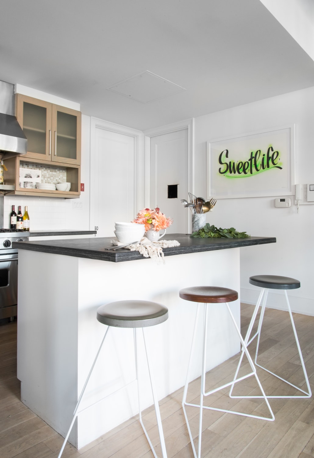 40 Trendy Bar Stools to Decorate Your Home - Onelmon