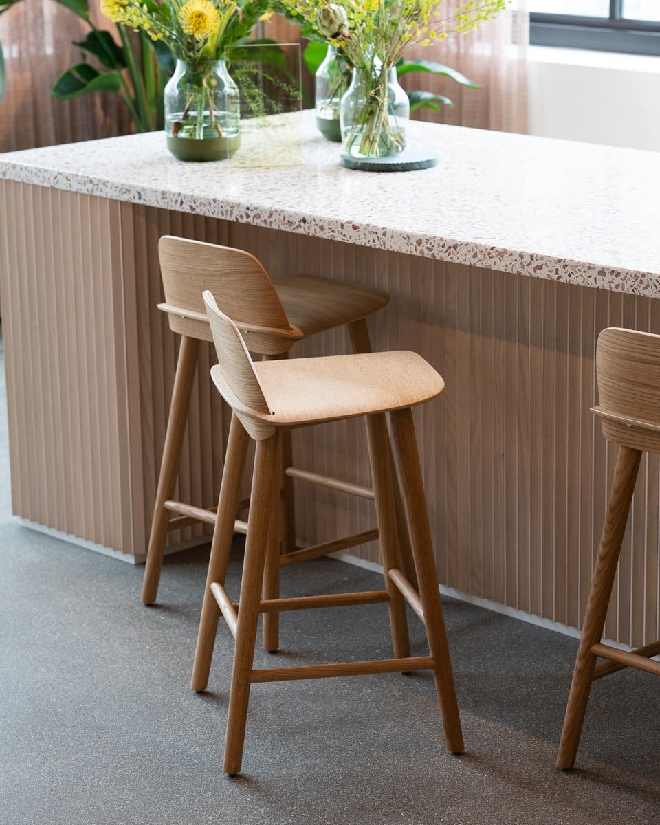 40 Trendy Bar Stools to Decorate Your Home - Onelmon